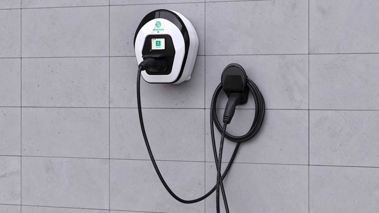 Free2move eSolutions : solution de recharge pour professionnels